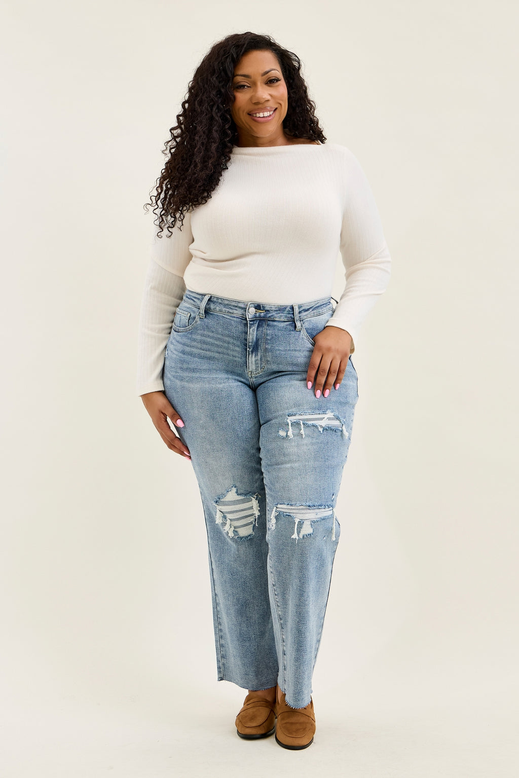Brenda Retro 90's Destructed Straight Fit - PLUS – Judy Blue
