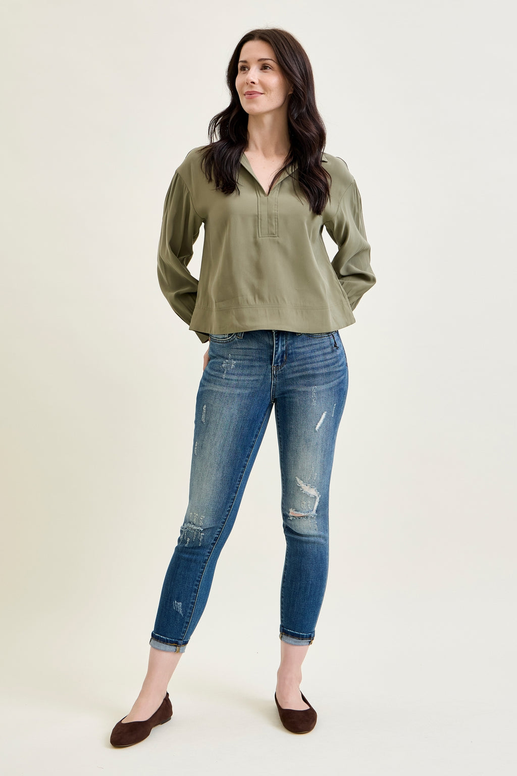 Angie Relaxed Fit Distressed Jeans – Judy Blue